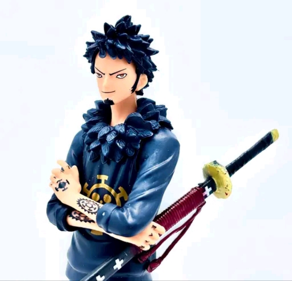 Trafalgar Law Action Figure 7 inch – Baked Lasun
